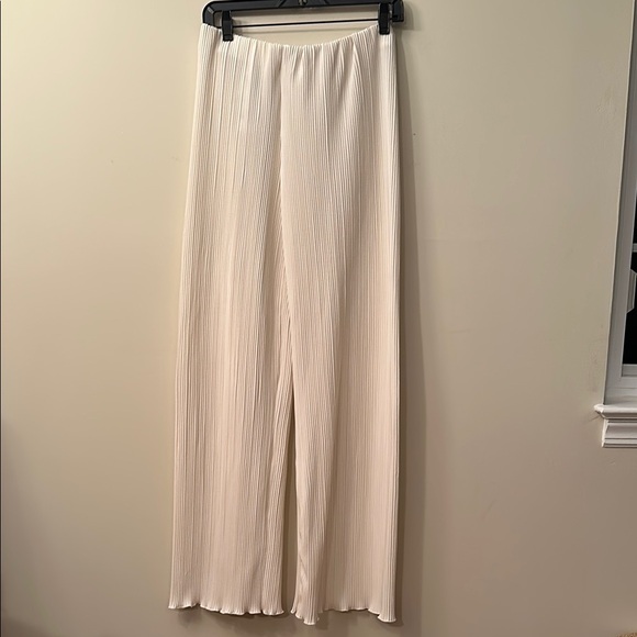 Amisu | Pants & Jumpsuits | Amisu Pleated Pants Size 38 Us Medium Light ...